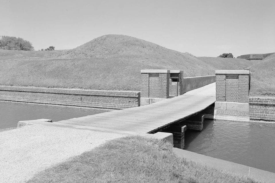 The Right Path, Wrong Path, Left Path, and No Path | The Minimalists