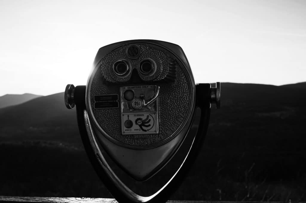 3 Reasons to Seek Other POVs - The Minimalists